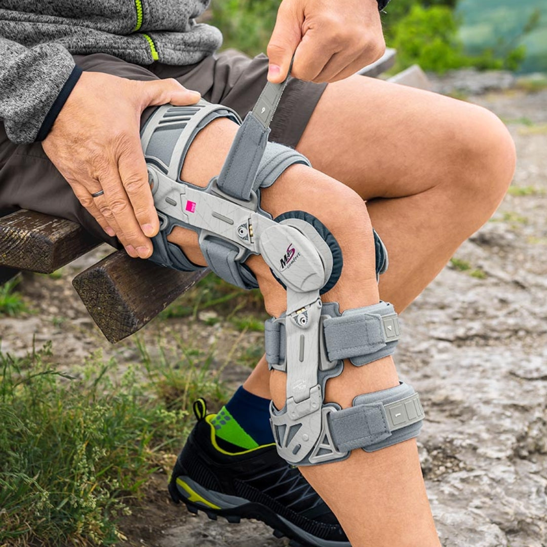 Rigid Braces and Soft Supports for Knee Injuries