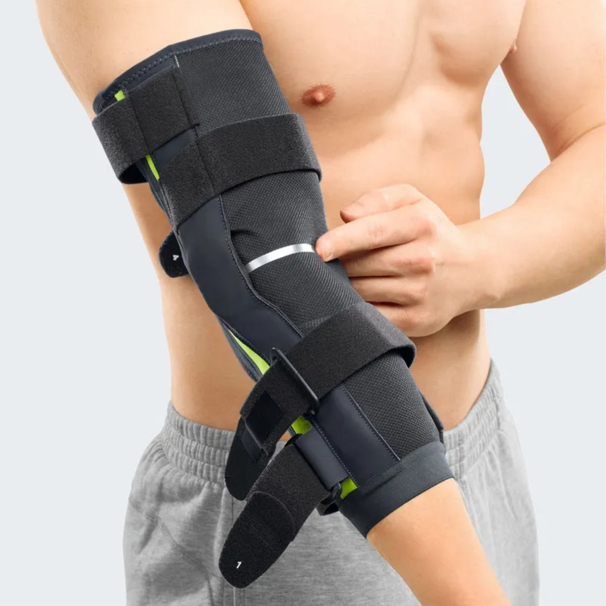 Elbow Orthosis Extension and/or Flexion Restriction | medi Epico activ